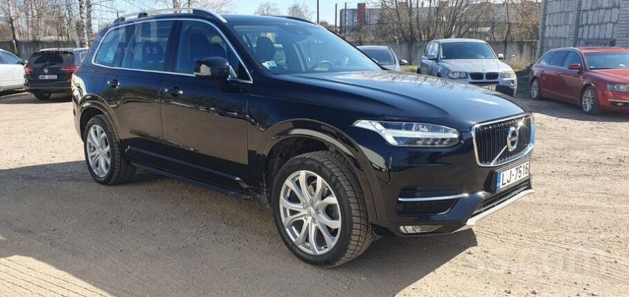 Black Volvo XC90 2018 in Riga, with an engine capacity of 2.00 L and mileage of 143 thousand km for 2950 €, photo 3 on AUTOMOTO.COM.LV