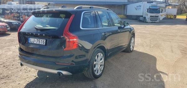 Black Volvo XC90 2018 in Riga, with an engine capacity of 2.00 L and mileage of 143 thousand km for 2950 €, photo 5 on AUTOMOTO.COM.LV