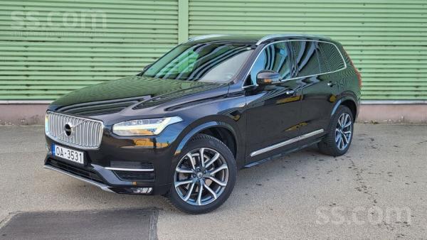 Black Volvo XC90 2018 in Riga, with an engine capacity of 2.00 L and mileage of 272 thousand km for 4900 €, photo 3 on AUTOMOTO.COM.LV
