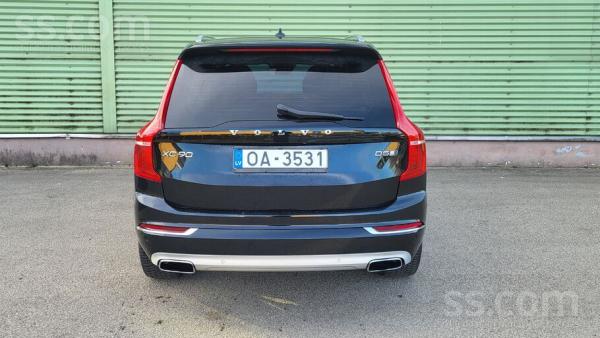 Black Volvo XC90 2018 in Riga, with an engine capacity of 2.00 L and mileage of 272 thousand km for 4900 €, photo 5 on AUTOMOTO.COM.LV