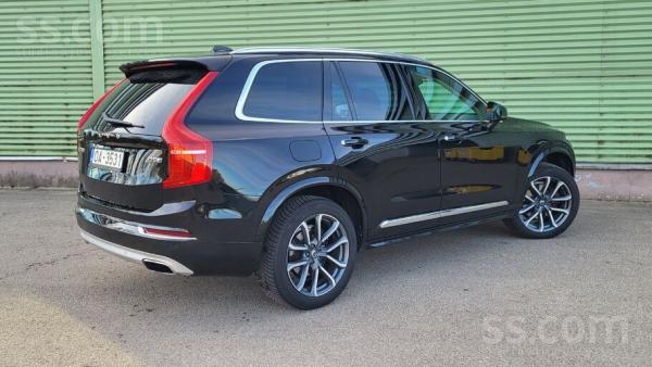 Black Volvo XC90 2018 in Riga, with an engine capacity of 2.00 L and mileage of 272 thousand km for 4900 €, photo 6 on AUTOMOTO.COM.LV