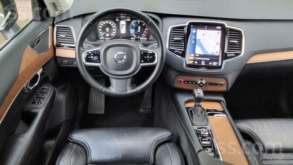 Black Volvo XC90 2018 in Riga, with an engine capacity of 2.00 L and mileage of 272 thousand km for 4900 €, photo 9 on AUTOMOTO.COM.LV