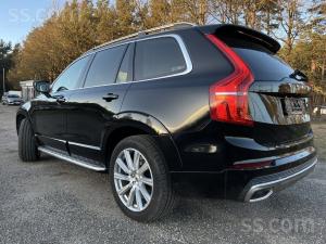 Black Volvo XC90 2018 in Riga, with an engine capacity of 2.00 L and mileage of 260 thousand km for 20900 €, photo 3 on AUTOMOTO.COM.LV