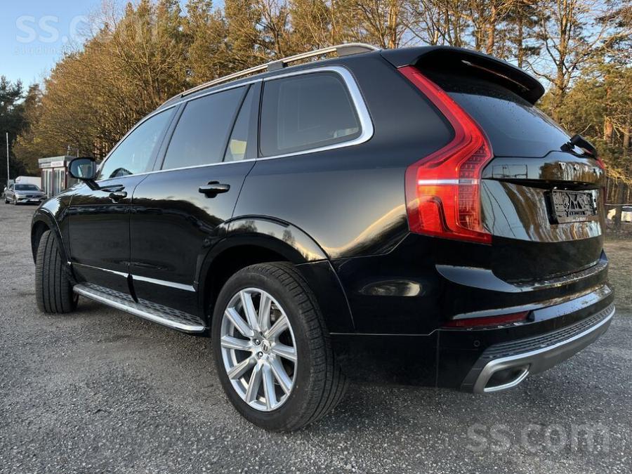 Black Volvo XC90 2018 in Riga, with an engine capacity of 2.00 L and mileage of 260 thousand km for 20900 €, photo 3 on AUTOMOTO.COM.LV