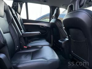 Black Volvo XC90 2018 in Riga, with an engine capacity of 2.00 L and mileage of 260 thousand km for 20900 €, photo 7 on AUTOMOTO.COM.LV