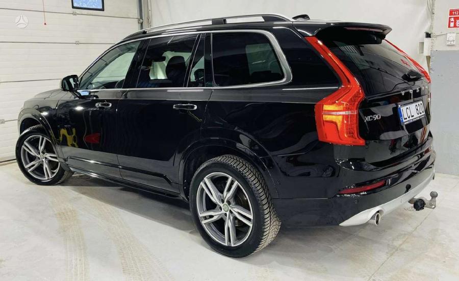 Melns Volvo XC90 2018 Kauņa, ar dzinēja tilpumu 1.97 L un nobraukumu 200 tūkst. km par 21500 €, foto 5 vietnē AUTOMOTO.COM.LV