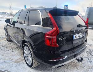 Black Volvo XC90 2018 in Vilnius, with an engine capacity of 2.00 L and mileage of 116 thousand km for 29450 €, photo 4 on AUTOMOTO.COM.LV