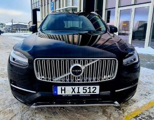 Black Volvo XC90 2018 in Vilnius, with an engine capacity of 2.00 L and mileage of 116 thousand km for 29450 €, photo 7 on AUTOMOTO.COM.LV