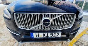 Black Volvo XC90 2018 in Vilnius, with an engine capacity of 2.00 L and mileage of 116 thousand km for 29450 €, photo 11 on AUTOMOTO.COM.LV
