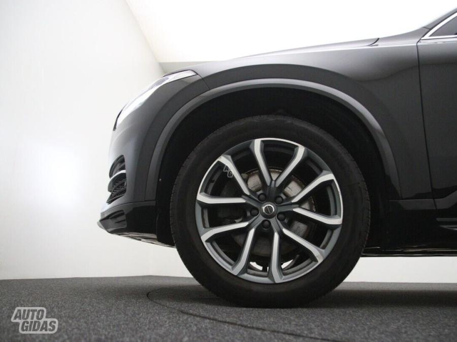 Melns Volvo XC90 2018 Viļņa, ar dzinēja tilpumu 2.00 L un nobraukumu 204 tūkst. km par 24199 €, foto 28 vietnē AUTOMOTO.COM.LV