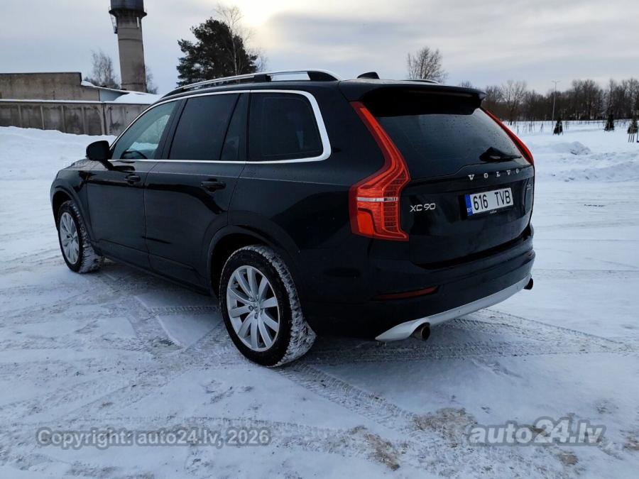Melns Volvo XC90 2018 Jehvi, ar dzinēja tilpumu 2.00 L un nobraukumu 278 tūkst. km par 21700 €, foto 4 vietnē AUTOMOTO.COM.LV