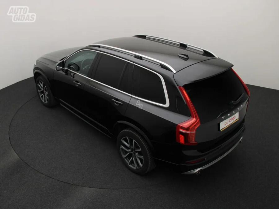 Black Volvo XC90 2018 in Vilnius, with an engine capacity of 2.00 L and mileage of 235 thousand km for 22799 €, photo 12 on AUTOMOTO.COM.LV