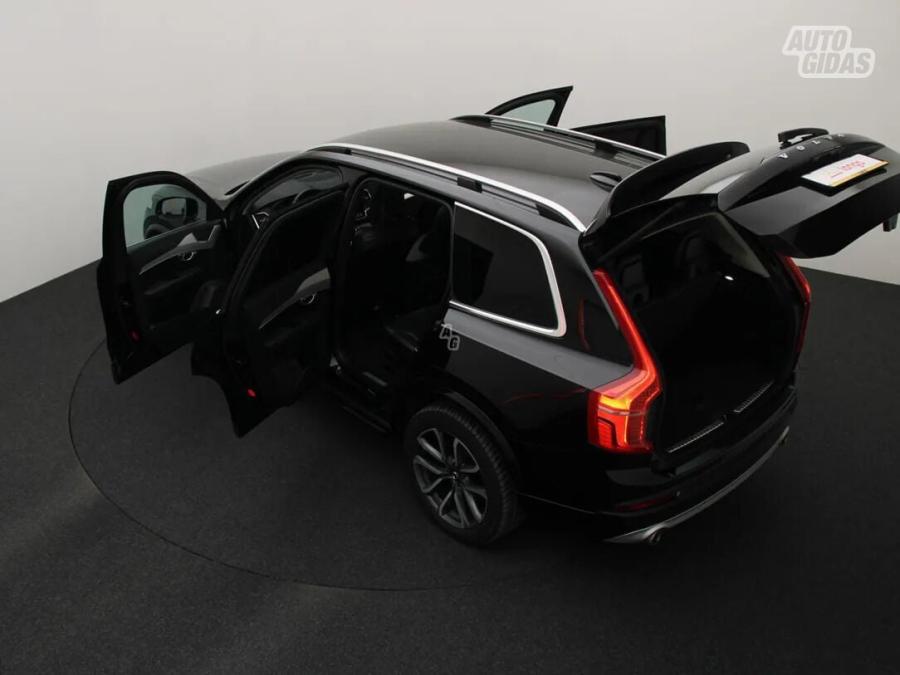 Black Volvo XC90 2018 in Vilnius, with an engine capacity of 2.00 L and mileage of 235 thousand km for 22799 €, photo 13 on AUTOMOTO.COM.LV