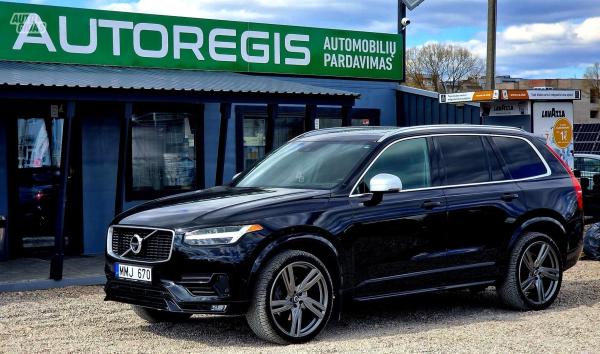 Black Volvo XC90 2018 in Kretinga, with an engine capacity of 2.00 L and mileage of 121 thousand km for 27799 €, photo 5 on AUTOMOTO.COM.LV