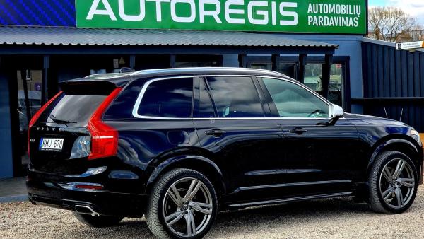Black Volvo XC90 2018 in Kretinga, with an engine capacity of 2.00 L and mileage of 121 thousand km for 27799 €, photo 8 on AUTOMOTO.COM.LV