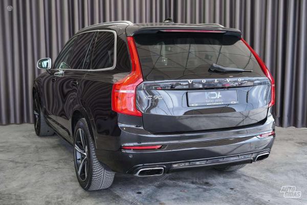 Melns Volvo XC90 2018 Marijampole, ar dzinēja tilpumu 2.00 L un nobraukumu 220 tūkst. km par 25350 €, foto 9 vietnē AUTOMOTO.COM.LV