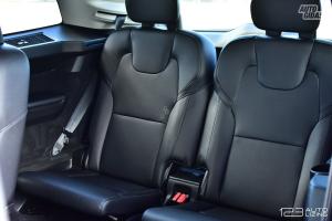 Black Volvo XC90 2018 in Kretinga, with an engine capacity of 2.00 L and mileage of 170 thousand km for 25500 €, photo 15 on AUTOMOTO.COM.LV