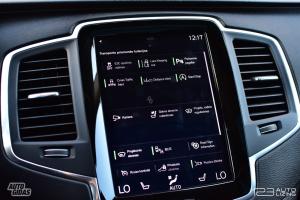 Black Volvo XC90 2018 in Kretinga, with an engine capacity of 2.00 L and mileage of 170 thousand km for 25500 €, photo 22 on AUTOMOTO.COM.LV
