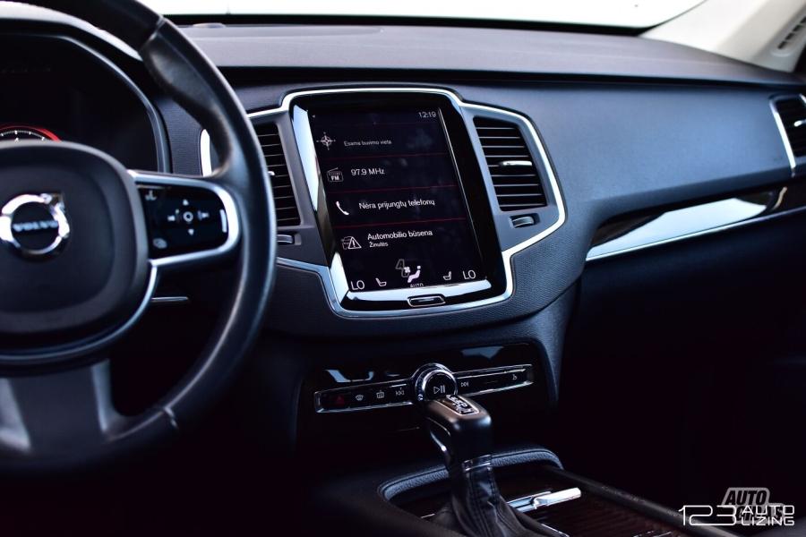 Black Volvo XC90 2018 in Kretinga, with an engine capacity of 2.00 L and mileage of 170 thousand km for 25500 €, photo 30 on AUTOMOTO.COM.LV
