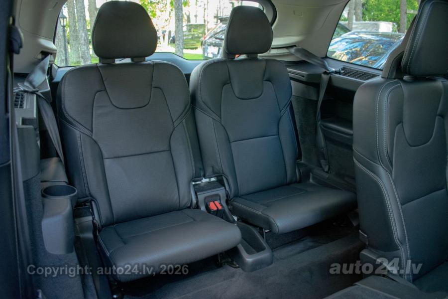 Melns Volvo XC90 2018 Tallina, ar dzinēja tilpumu 2.00 L un nobraukumu 150 tūkst. km par 39990 €, foto 14 vietnē AUTOMOTO.COM.LV