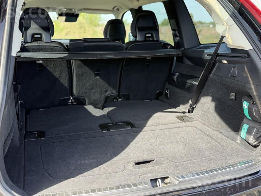 Melns Volvo XC90 2018 Rīga, ar dzinēja tilpumu 2.00 L un nobraukumu 246 tūkst. km par 21500 €, foto 18 vietnē AUTOMOTO.COM.LV