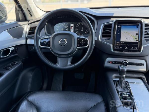 Black Volvo XC90 2018 in Riga, with an engine capacity of 2.00 L and mileage of 246 thousand km for 21900 €, photo 7 on AUTOMOTO.COM.LV