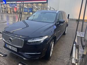Melns Volvo XC90 2018 Rīga, ar dzinēja tilpumu 2.00 L un nobraukumu 230 tūkst. km par 20999 €, foto 3 vietnē AUTOMOTO.COM.LV