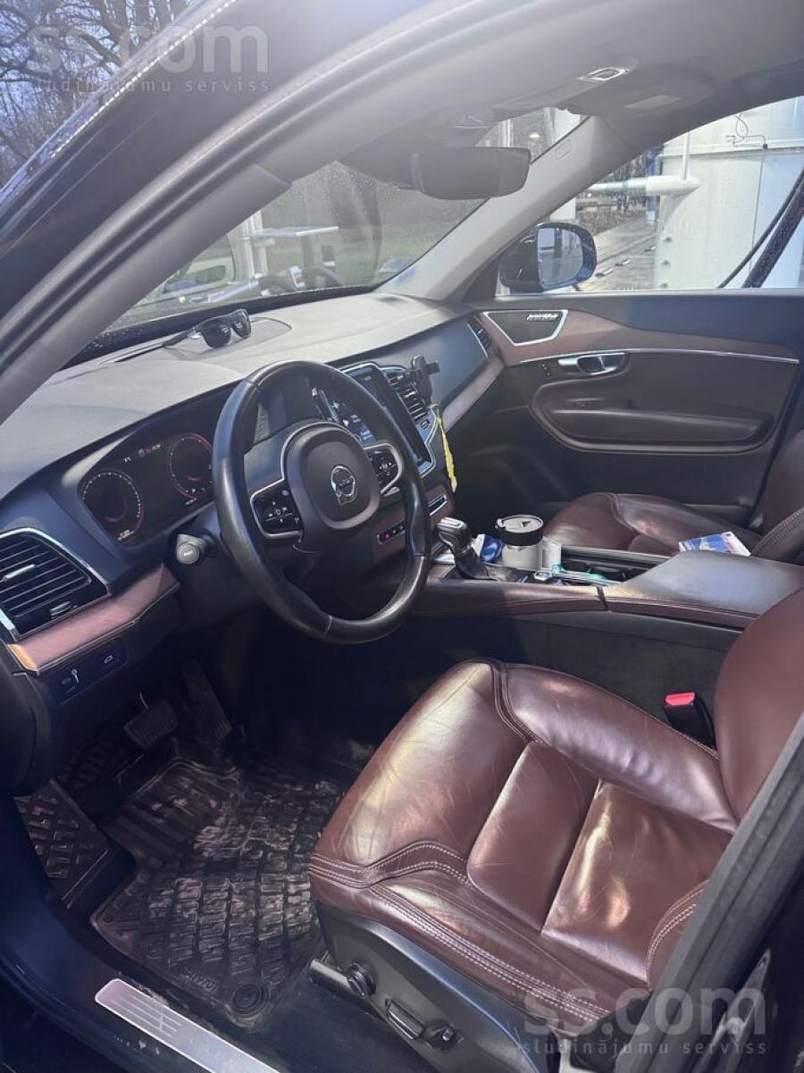 Melns Volvo XC90 2018 Rīga, ar dzinēja tilpumu 2.00 L un nobraukumu 230 tūkst. km par 20999 €, foto 5 vietnē AUTOMOTO.COM.LV