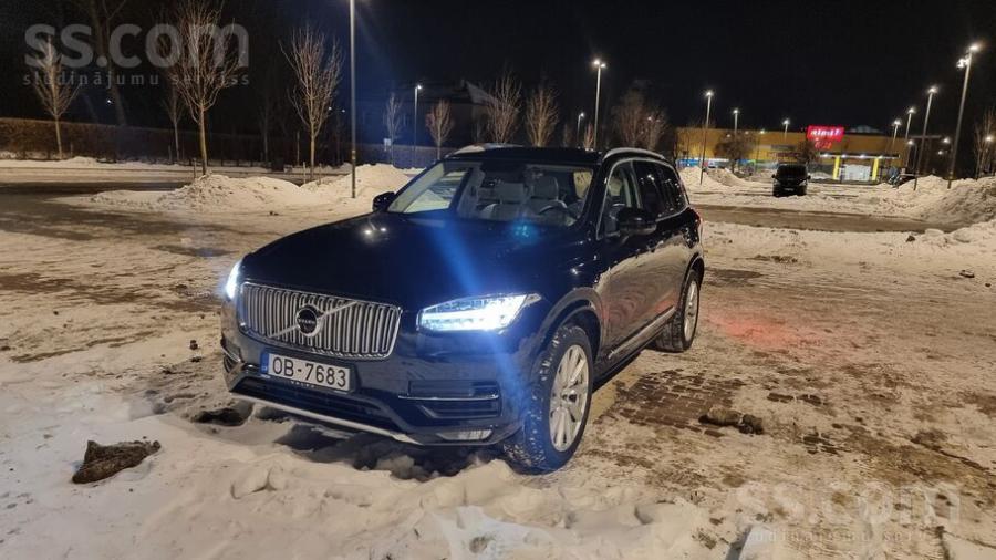 Black Volvo XC90 2018 in Ventspils, with an engine capacity of 2.00 L and mileage of 219 thousand km for 22000 €, photo 1 on AUTOMOTO.COM.LV
