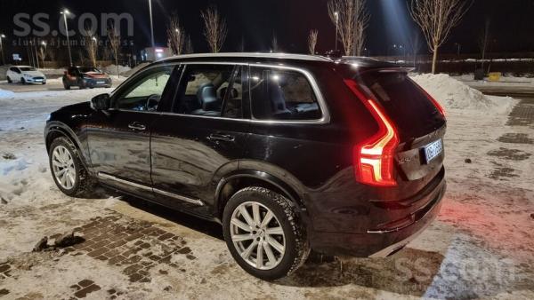 Melns Volvo XC90 2018 Ventspils, ar dzinēja tilpumu 2.00 L un nobraukumu 219 tūkst. km par 22000 €, foto 2 vietnē AUTOMOTO.COM.LV