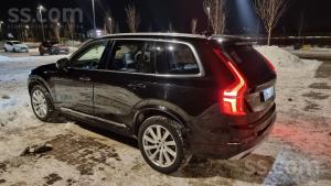 Black Volvo XC90 2018 in Ventspils, with an engine capacity of 2.00 L and mileage of 219 thousand km for 22000 €, photo 3 on AUTOMOTO.COM.LV