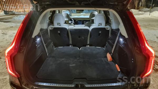 Melns Volvo XC90 2018 Ventspils, ar dzinēja tilpumu 2.00 L un nobraukumu 219 tūkst. km par 22000 €, foto 9 vietnē AUTOMOTO.COM.LV