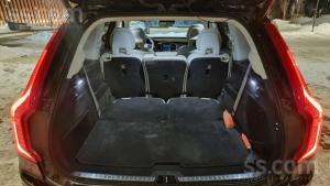 Black Volvo XC90 2018 in Ventspils, with an engine capacity of 2.00 L and mileage of 219 thousand km for 22000 €, photo 10 on AUTOMOTO.COM.LV