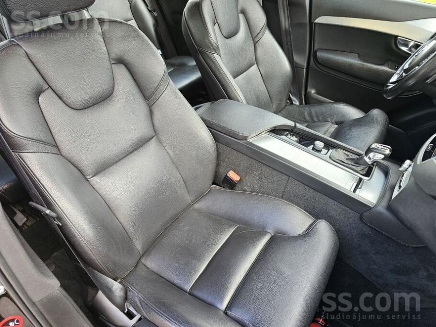 Melns Volvo XC90 2018 Rīga, ar dzinēja tilpumu 2.00 L un nobraukumu 228 tūkst. km par 21495 €, foto 13 vietnē AUTOMOTO.COM.LV