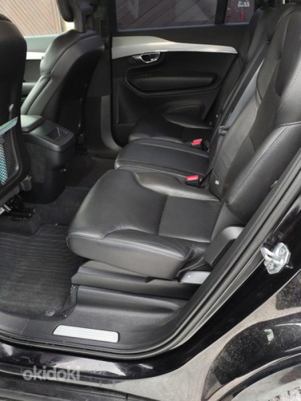 Melns Volvo XC90 2018 Jehvi, ar dzinēja tilpumu 2.00 L un nobraukumu 280 tūkst. km par 18999 €, foto 10 vietnē AUTOMOTO.COM.LV