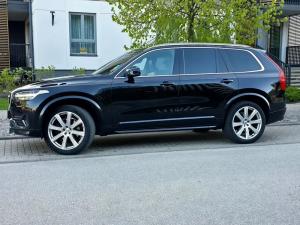 Black Volvo XC90 2018 in Riga, with an engine capacity of 2.00 L and mileage of 252 thousand km for 21900 €, photo 5 on AUTOMOTO.COM.LV