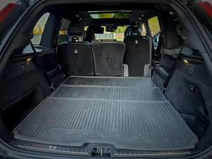 Black Volvo XC90 2018 in Riga, with an engine capacity of 2.00 L and mileage of 252 thousand km for 21900 €, photo 12 on AUTOMOTO.COM.LV