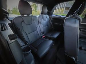 Black Volvo XC90 2018 in Riga, with an engine capacity of 2.00 L and mileage of 252 thousand km for 21900 €, photo 17 on AUTOMOTO.COM.LV