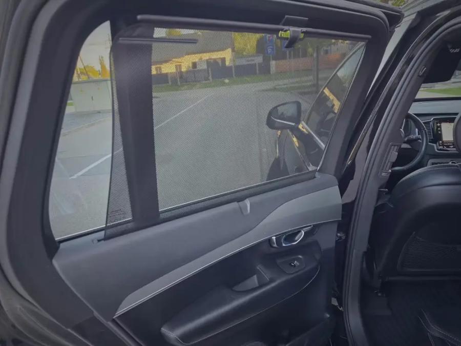 Black Volvo XC90 2018 in Riga, with an engine capacity of 2.00 L and mileage of 252 thousand km for 21900 €, photo 25 on AUTOMOTO.COM.LV