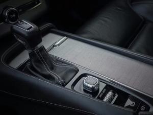 Black Volvo XC90 2018 in Riga, with an engine capacity of 2.00 L and mileage of 252 thousand km for 21900 €, photo 26 on AUTOMOTO.COM.LV