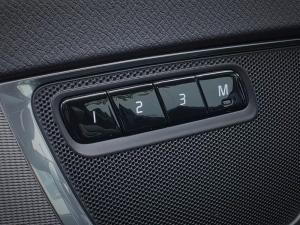 Black Volvo XC90 2018 in Riga, with an engine capacity of 2.00 L and mileage of 252 thousand km for 21900 €, photo 30 on AUTOMOTO.COM.LV