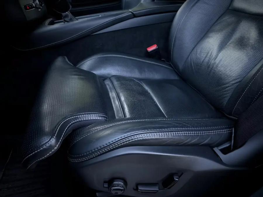 Black Volvo XC90 2018 in Riga, with an engine capacity of 2.00 L and mileage of 252 thousand km for 21900 €, photo 31 on AUTOMOTO.COM.LV