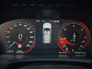 Black Volvo XC90 2018 in Riga, with an engine capacity of 2.00 L and mileage of 252 thousand km for 21900 €, photo 39 on AUTOMOTO.COM.LV
