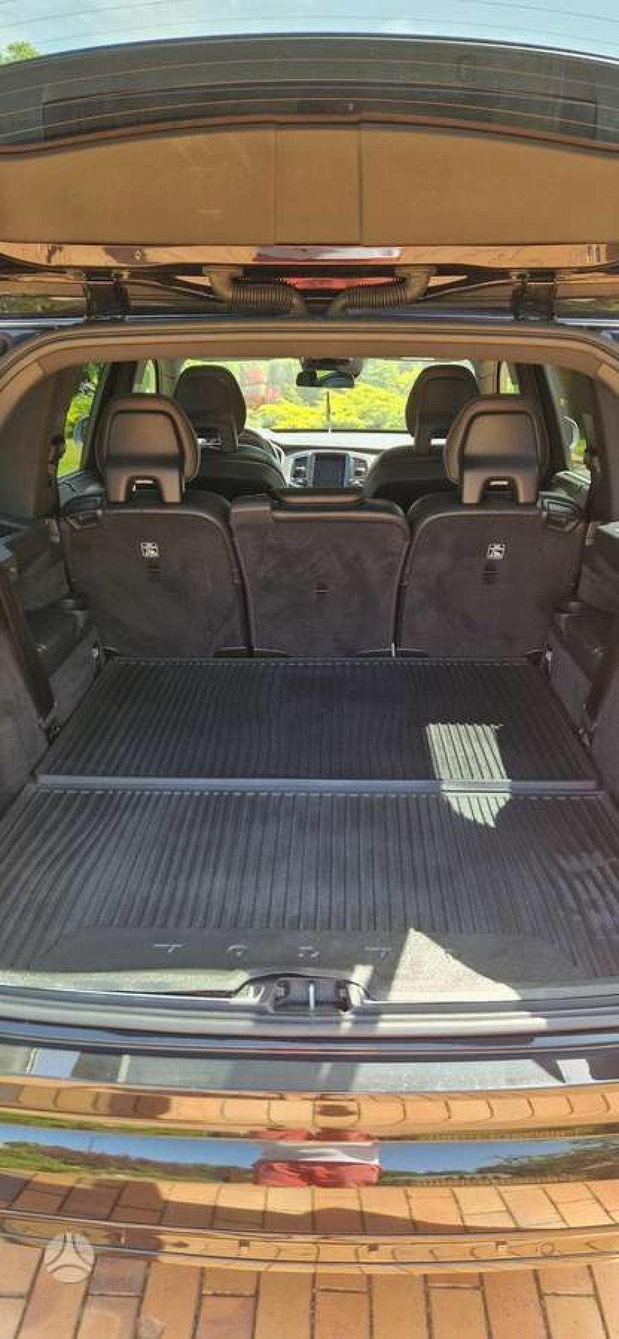 Melns Volvo XC90 2018 Anykščiai, ar dzinēja tilpumu 1.97 L un nobraukumu 200 tūkst. km par 24999 €, foto 13 vietnē AUTOMOTO.COM.LV