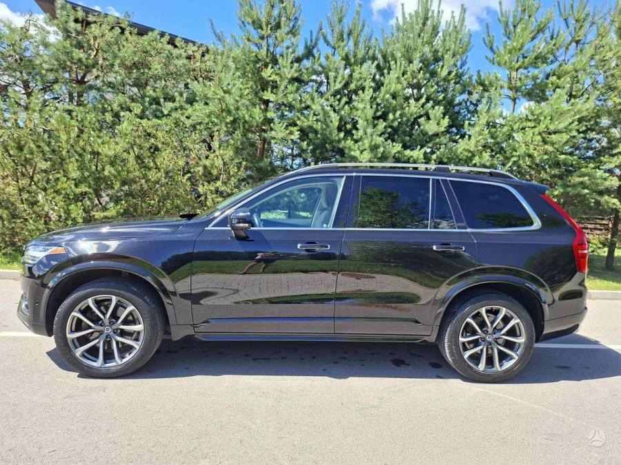 Black Volvo XC90 2018 in Klaipeda, with an engine capacity of 1.97 L and mileage of 131 thousand km for 23900 €, photo 6 on AUTOMOTO.COM.LV
