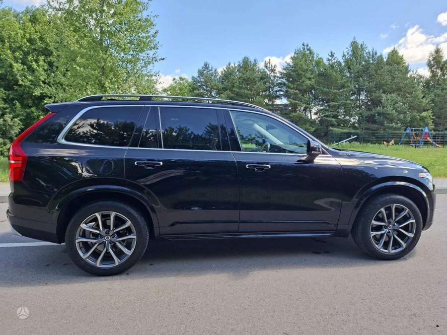 Black Volvo XC90 2018 in Klaipeda, with an engine capacity of 1.97 L and mileage of 131 thousand km for 23900 €, photo 15 on AUTOMOTO.COM.LV