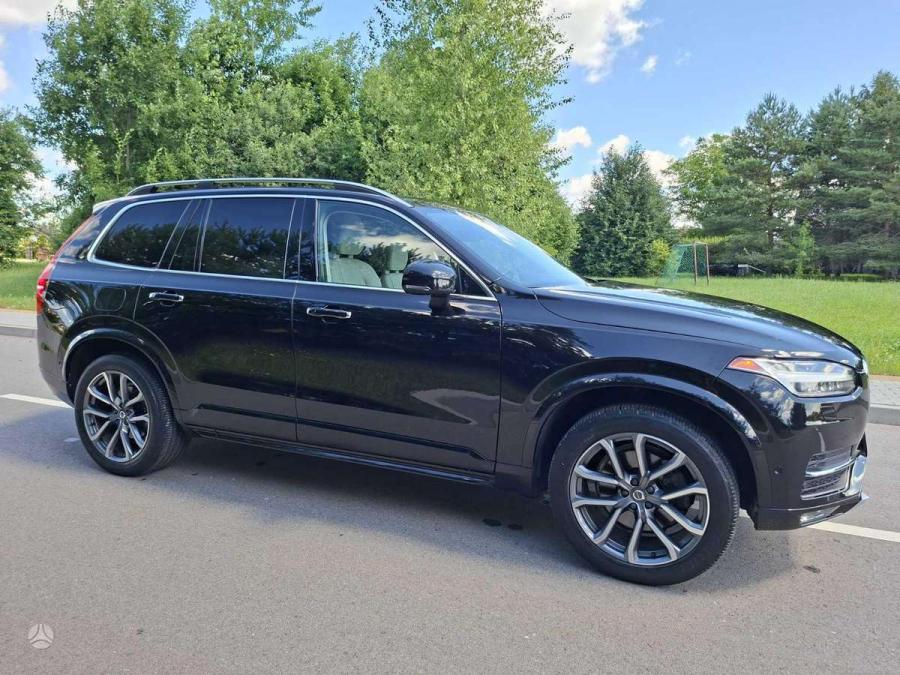 Black Volvo XC90 2018 in Klaipeda, with an engine capacity of 1.97 L and mileage of 131 thousand km for 23900 €, photo 16 on AUTOMOTO.COM.LV