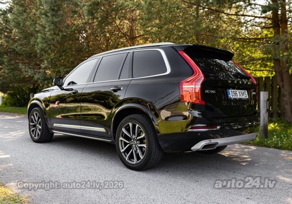 Melns Volvo XC90 2018 Tallina, ar dzinēja tilpumu 2.00 L un nobraukumu 197 tūkst. km par 28900 €, foto 4 vietnē AUTOMOTO.COM.LV