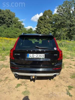 Black Volvo XC90 2018 in Riga, with an engine capacity of 2.00 L and mileage of 109 thousand km for 27500 €, photo 4 on AUTOMOTO.COM.LV