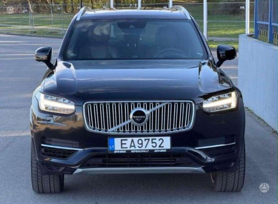 Black Volvo XC90 2018 in Marijampole, with an engine capacity of 1.97 L and mileage of 264 thousand km for 32500 €, photo 1 on AUTOMOTO.COM.LV